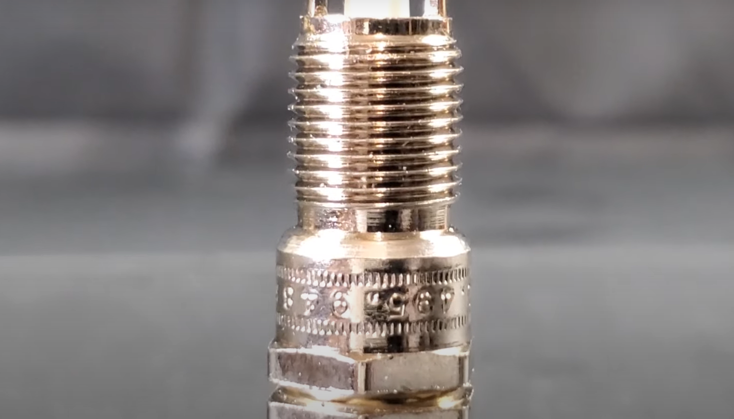 Top 5 Best Copper Spark Plugs [January 2025 Review] - MetalProfy