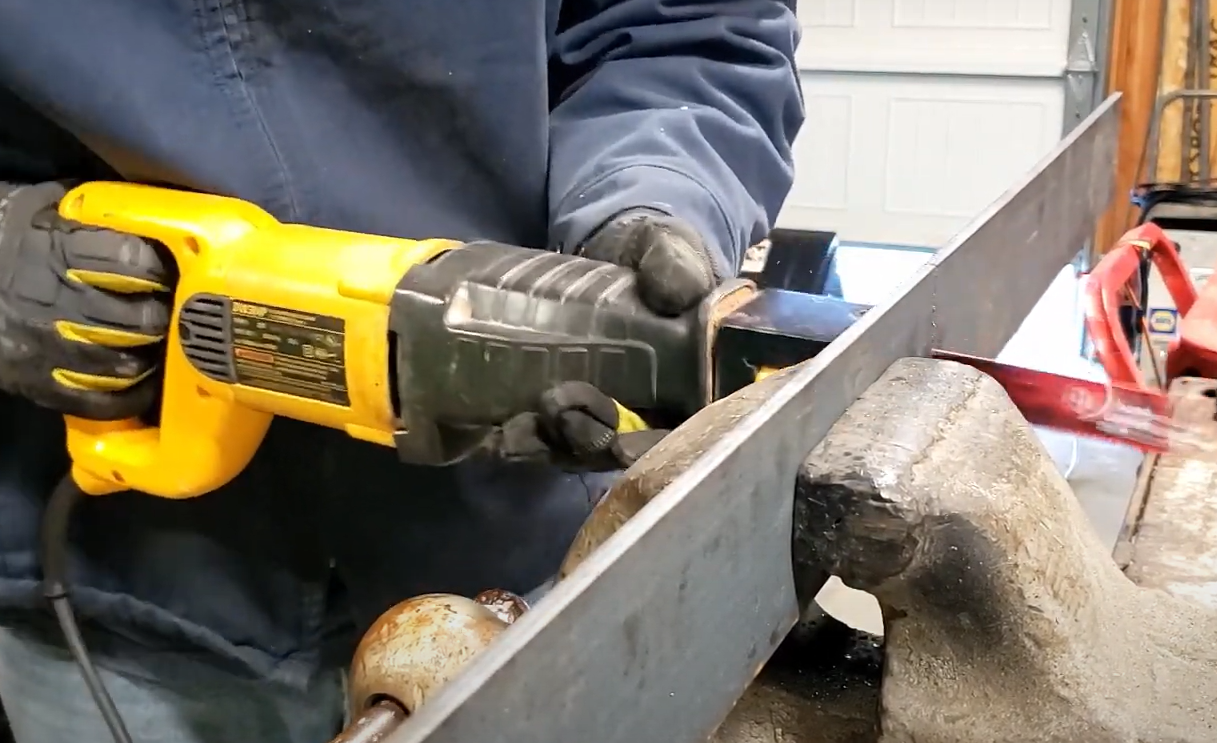 Hobart Handler 125 Welder Review in January 2025 - MetalProfy