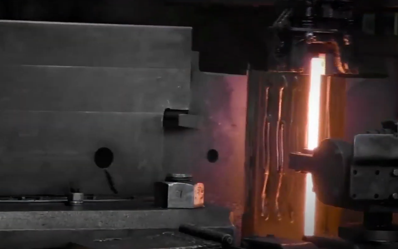 Cast vs. Forged Steel: Which is Better? - MetalProfy